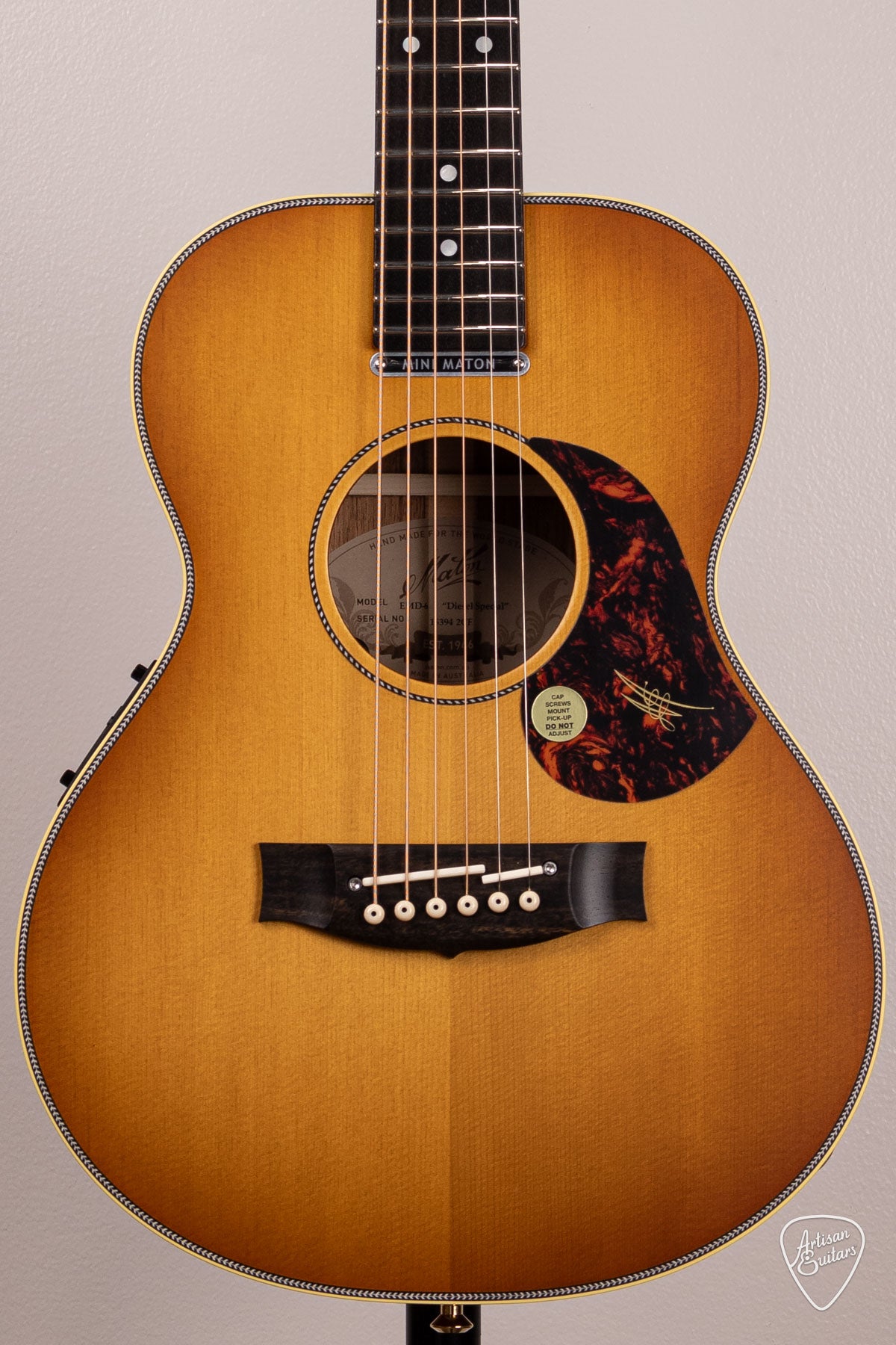 Maton EBW808 Cutaway Guitar w/ Blackwood Top, Back & Sides w/ AP5 Pro ...