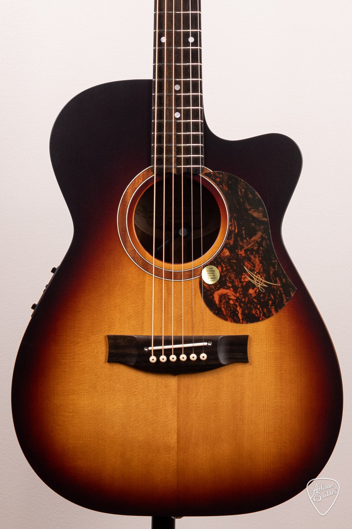 Artisan Guitars largest authorized US Maton Guitar dealer.