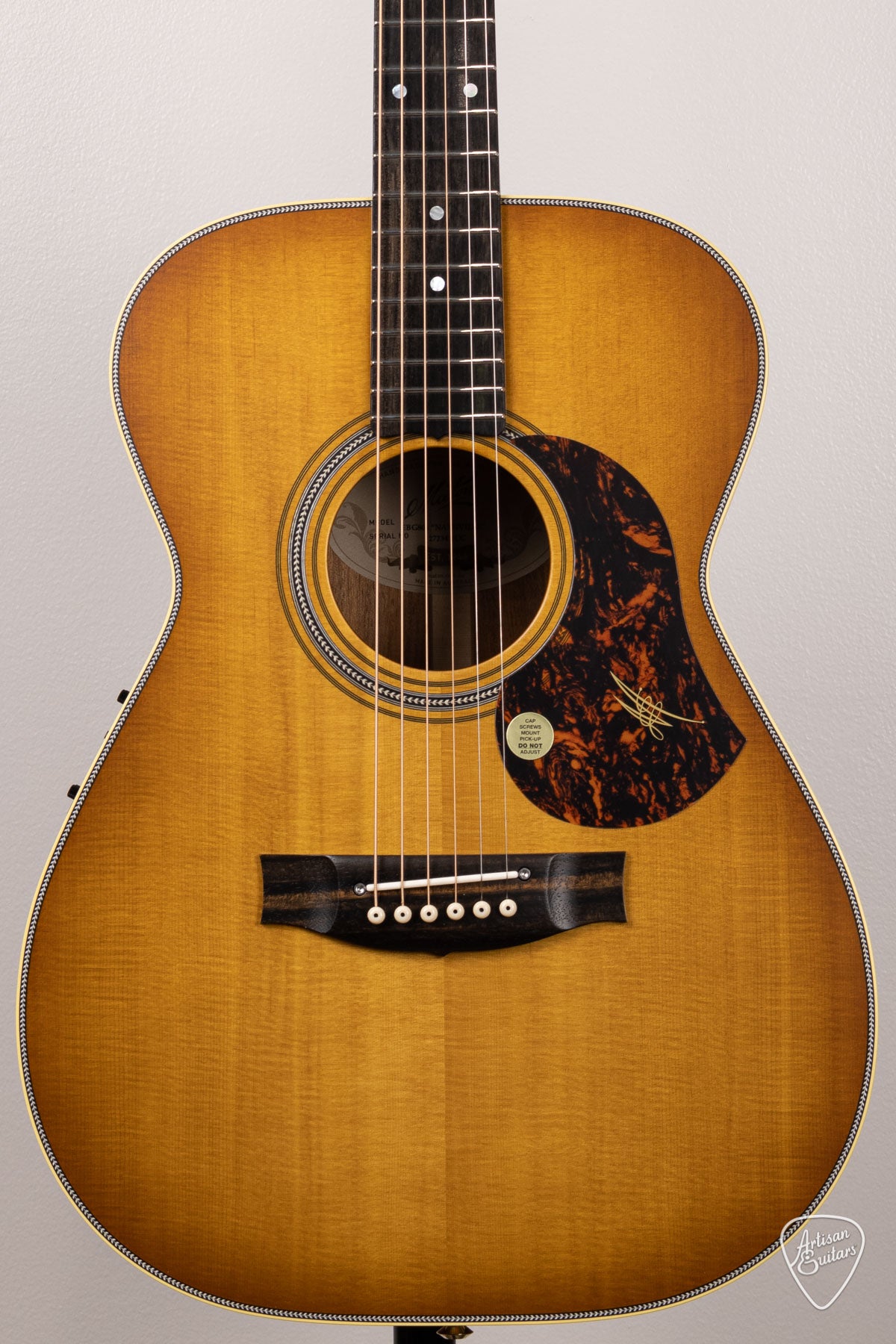 Maton Guitars 808 Gallery | Artisan Guitars