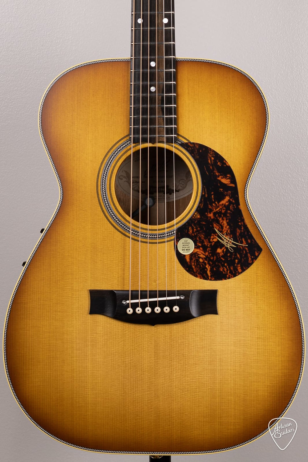Maton Guitars 808 Gallery | Artisan Guitars