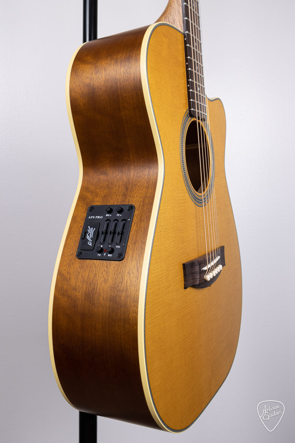 Maton Guitars Custom Shop TE Personal Cutaway - 16515 | Artisan Guitars