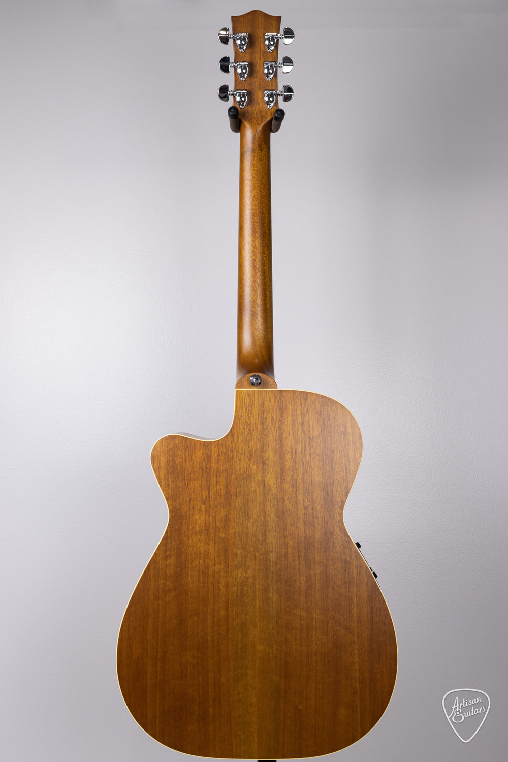 Maton Guitars EBG-808-TEC Tommy Emmanuel Cutaway - 16505 | Artisan Guitars