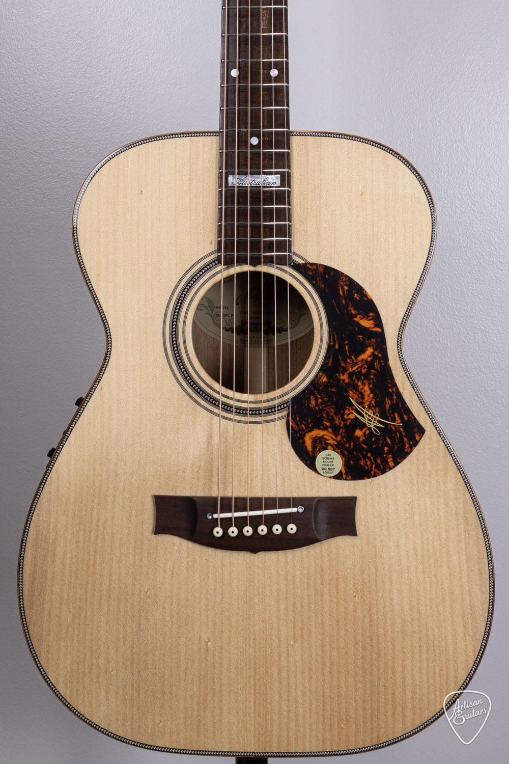 Maton Guitars 808 Gallery | Artisan Guitars